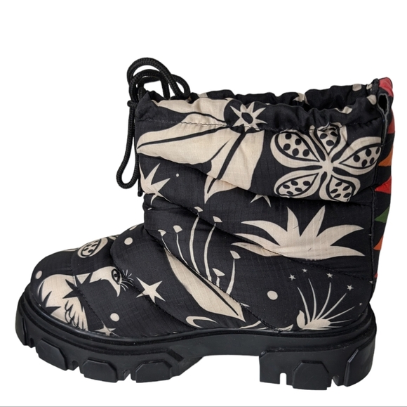 FARM Rio | Shoes | Farm Rio Cerrado Sky Lug Sole Ankle Boots ...